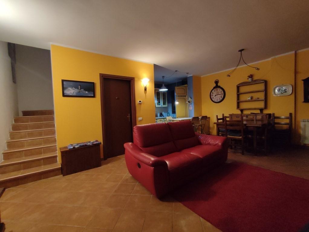 Casa indipendente in vendita a Sarzana