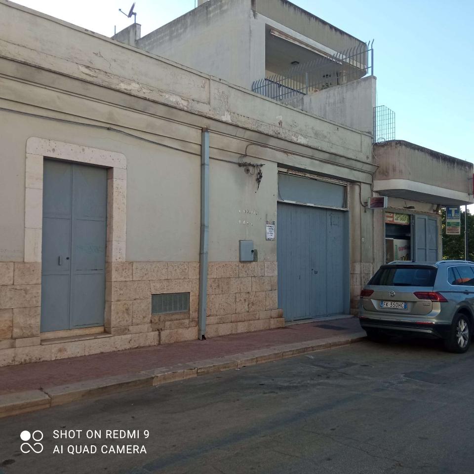 Negozio in affitto a Noicattaro