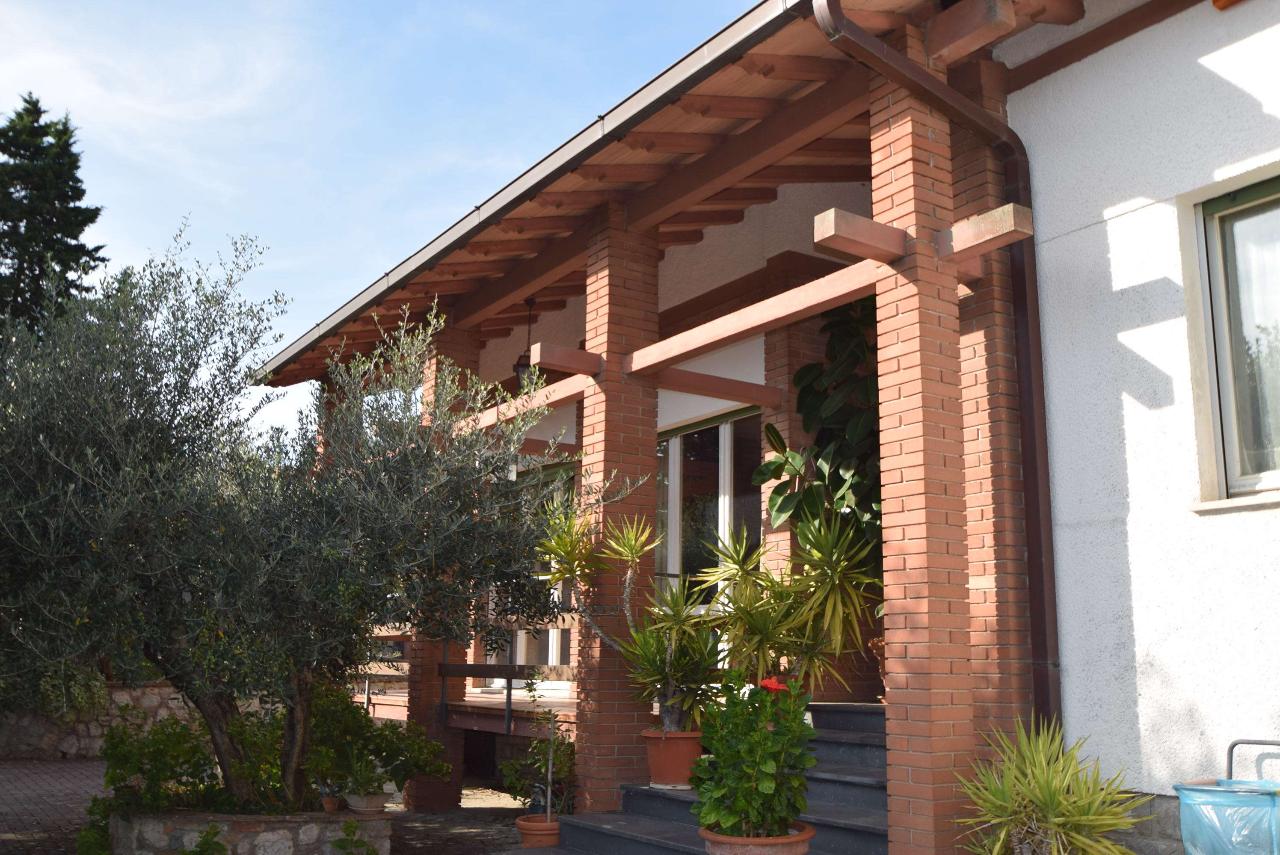 Villa unifamiliare in vendita a Perugia