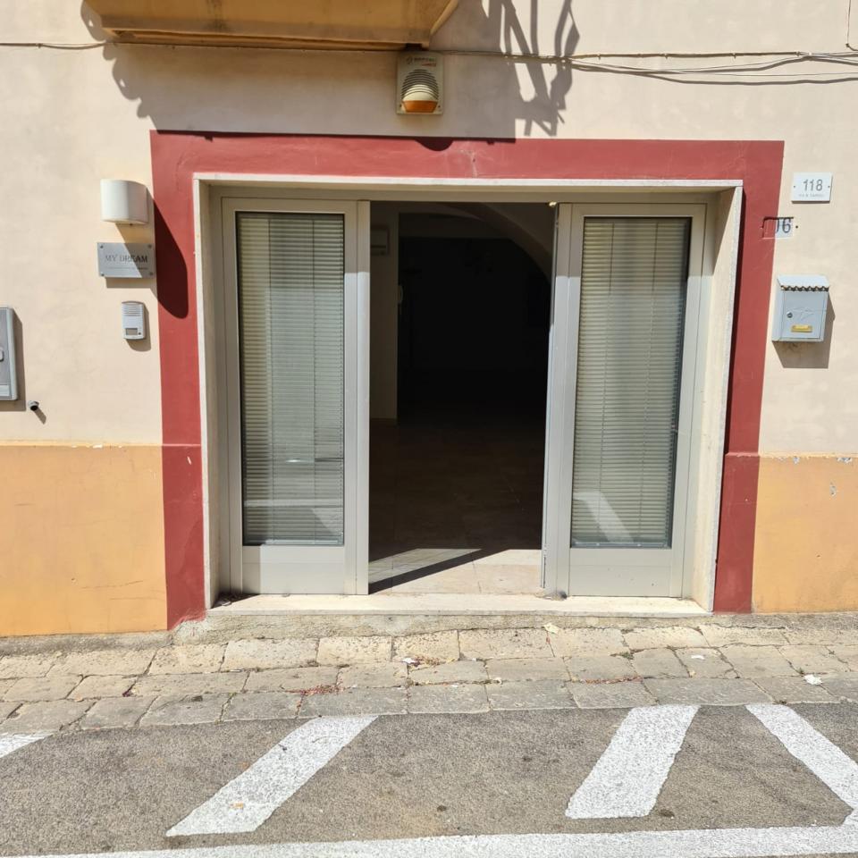 Ufficio in vendita a Alezio