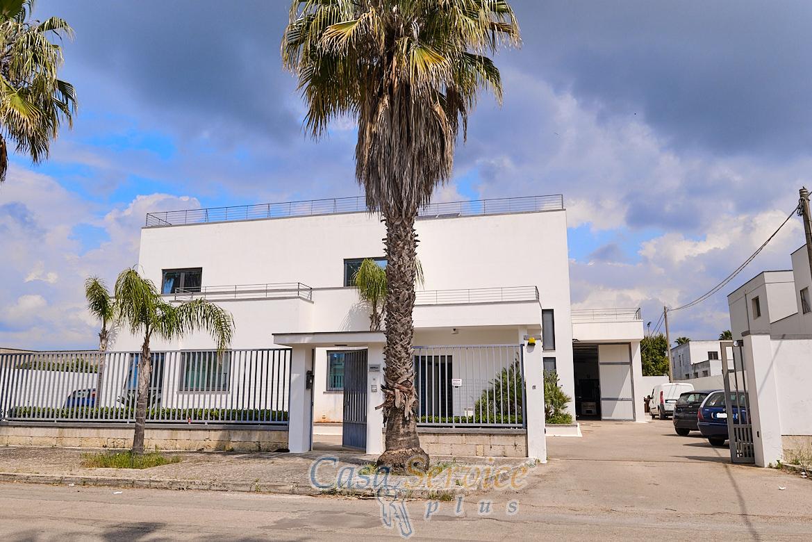 Capannone in vendita a Melissano