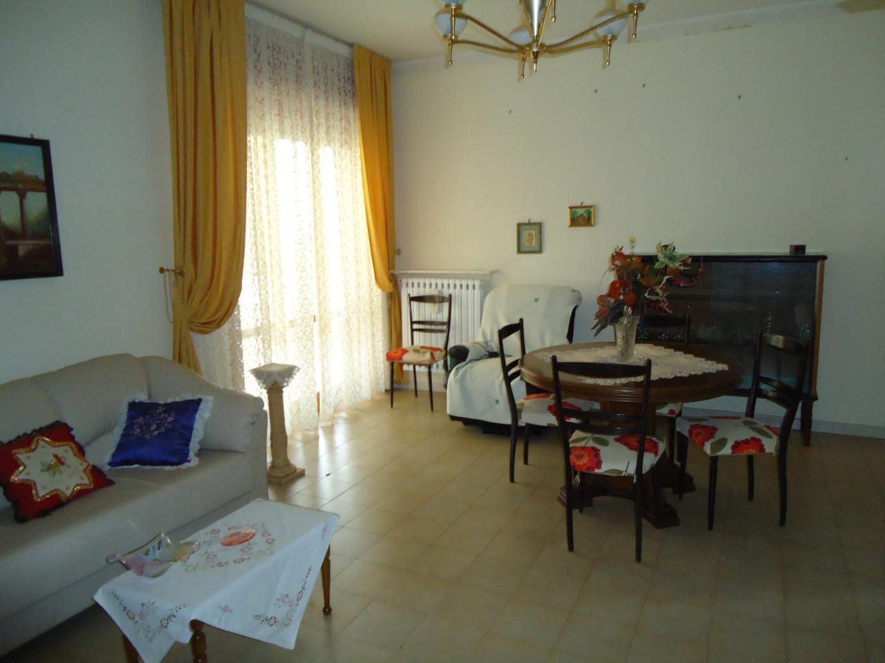 Appartamento in vendita a Parabita