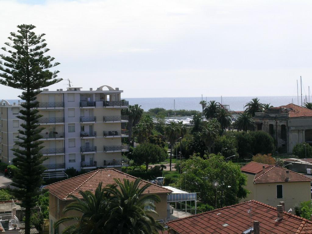 Appartamento in vendita a Taggia