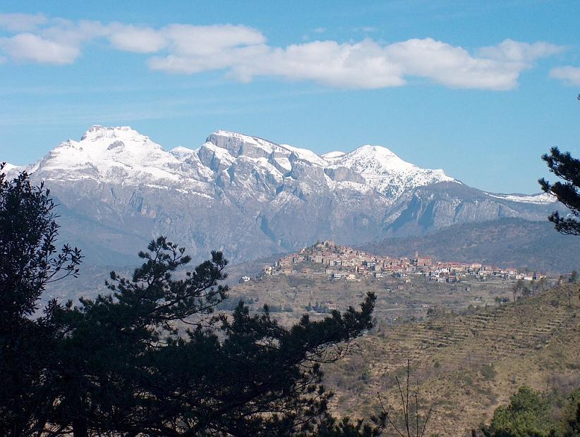 Appartamento in vendita a Baiardo