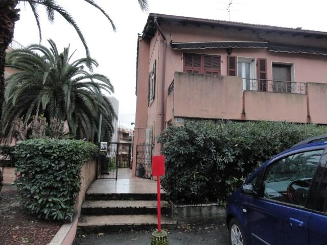 Trilocale in Via Padre Semeria, Sanremo