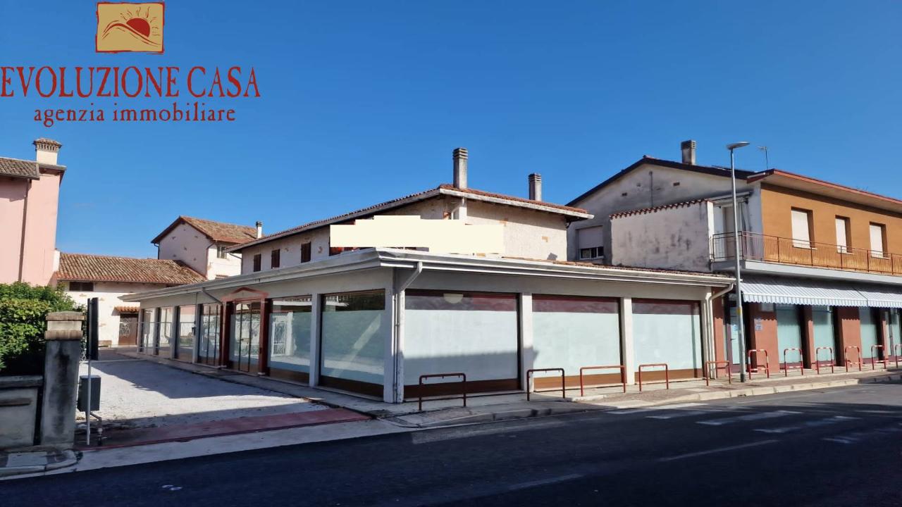 Negozio in vendita a Ruda