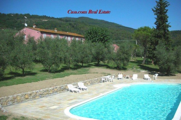 Casale in vendita a Pistoia