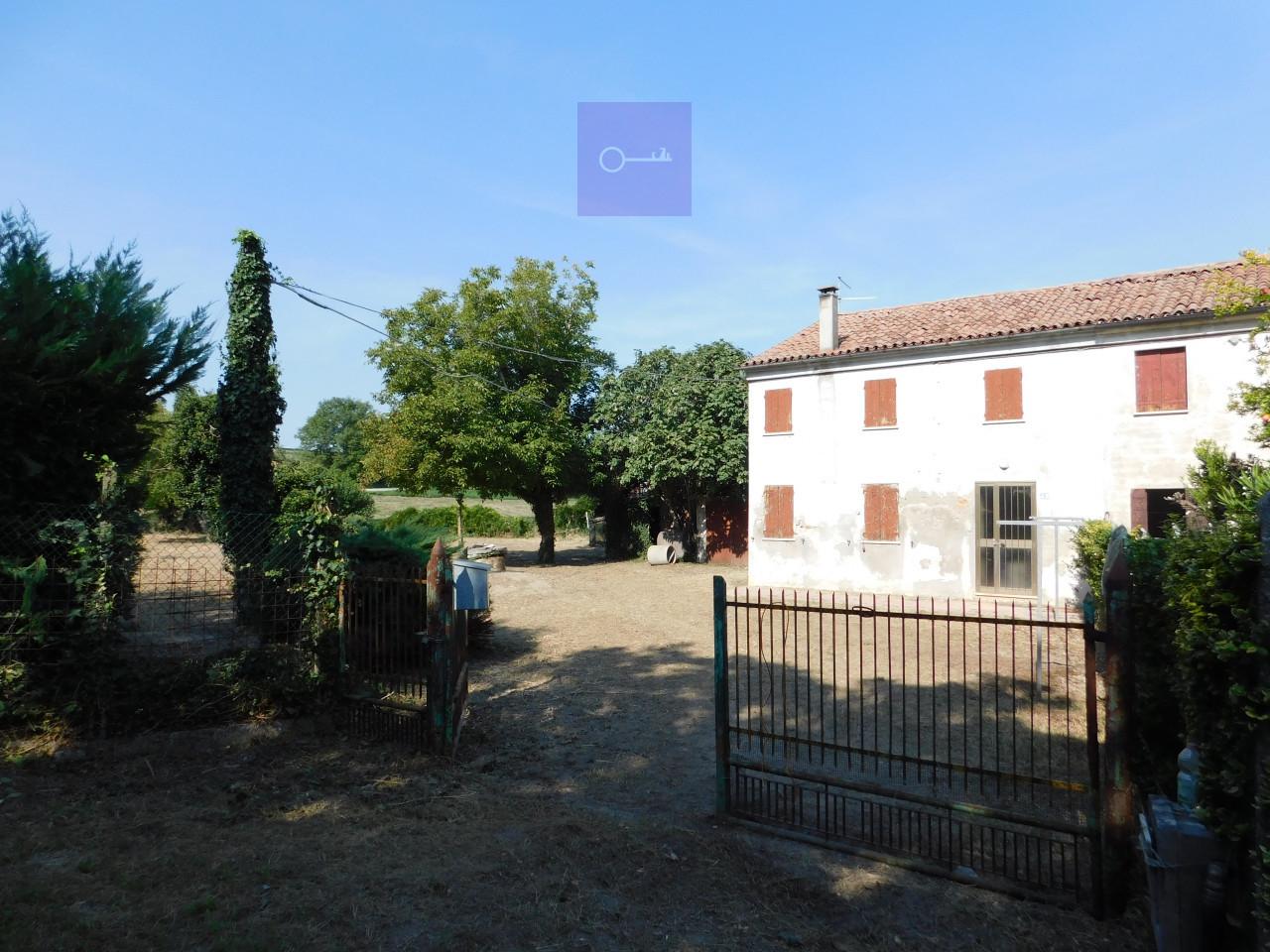 Rustico in vendita a Sant'Urbano