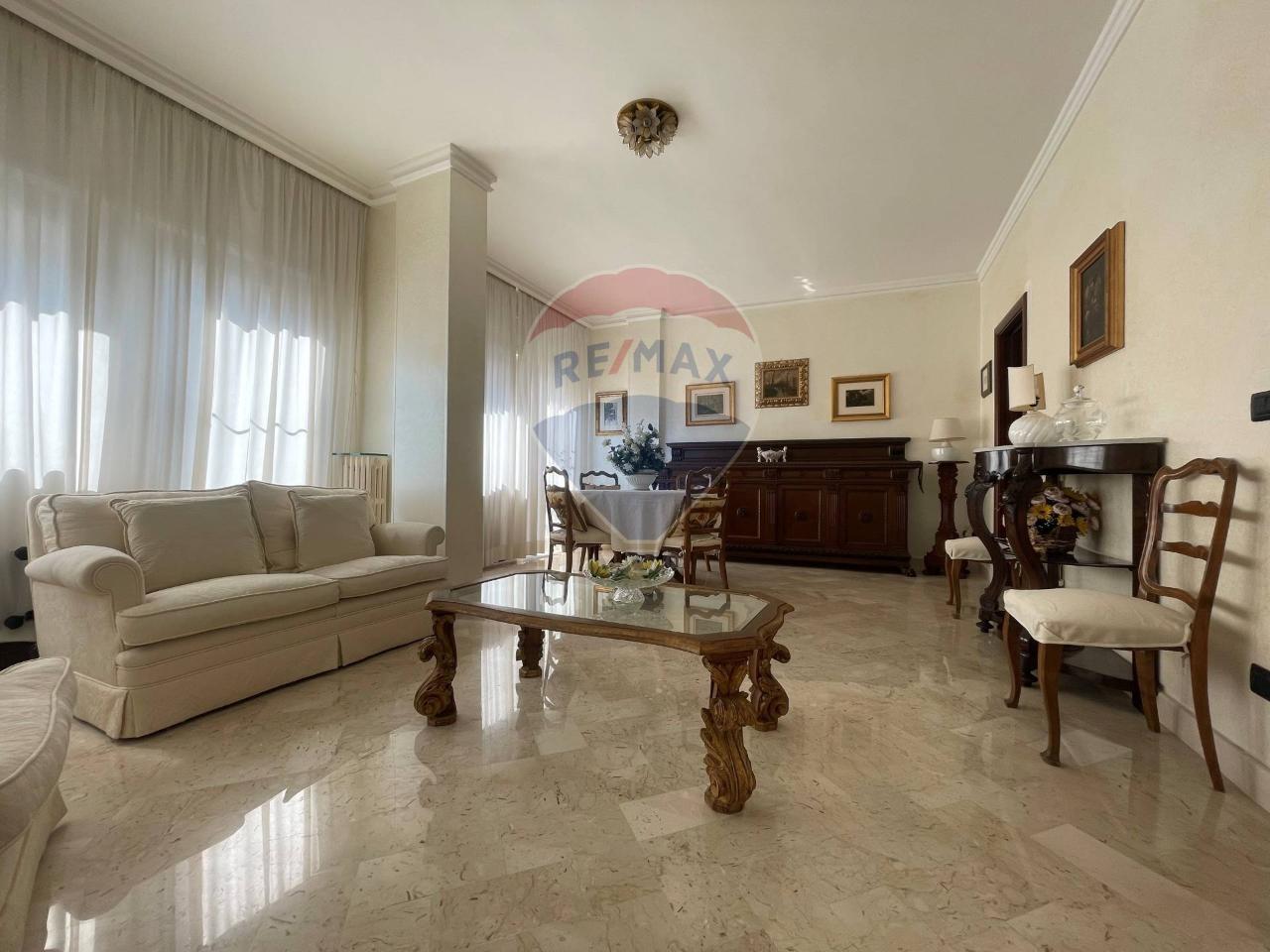 Appartamento in affitto a Bari