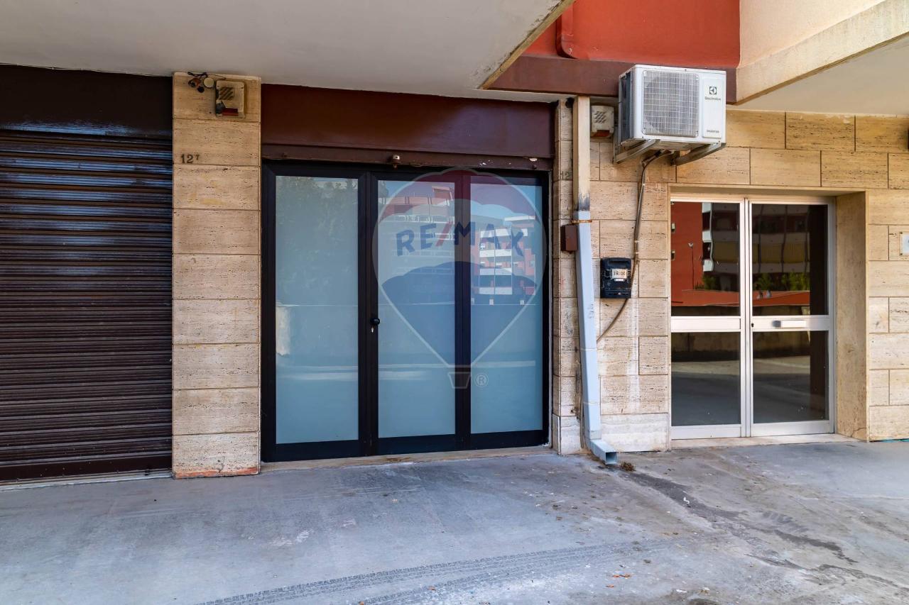 Negozio in vendita a Bari