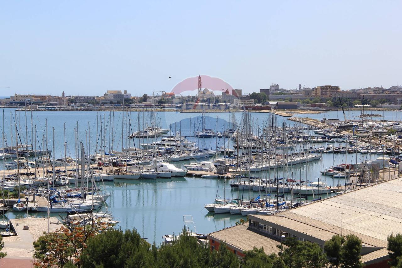 Appartamento in vendita a Bari