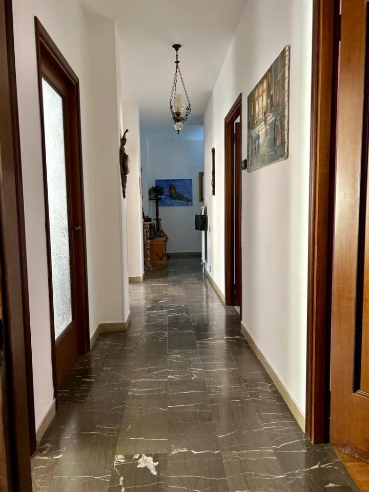 Appartamento in vendita a Livorno