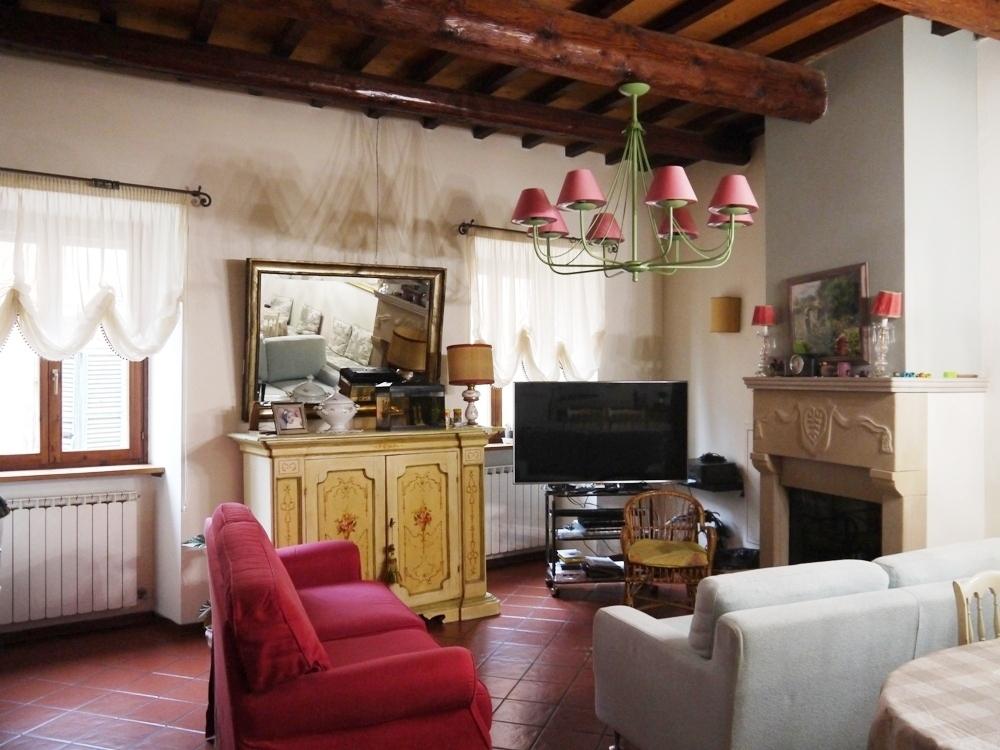 Casa indipendente in vendita a Fossombrone