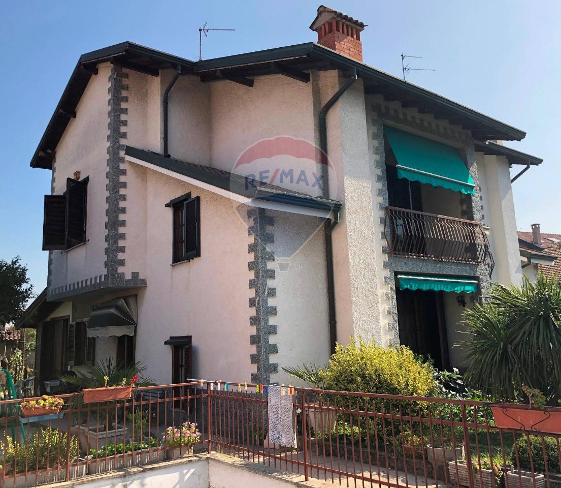 Villa in vendita a Pogliano Milanese