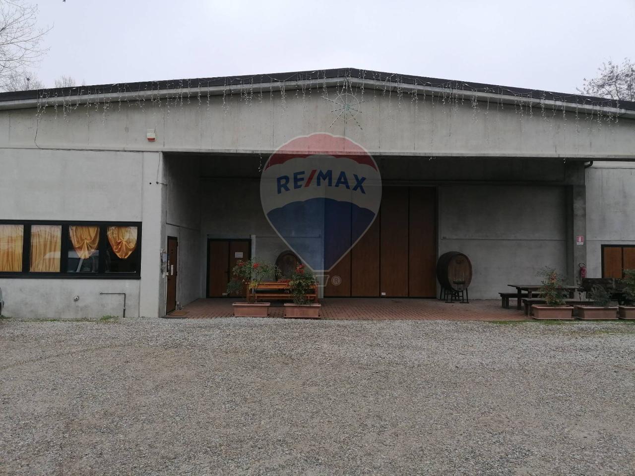 Capannone in vendita a San Colombano Al Lambro