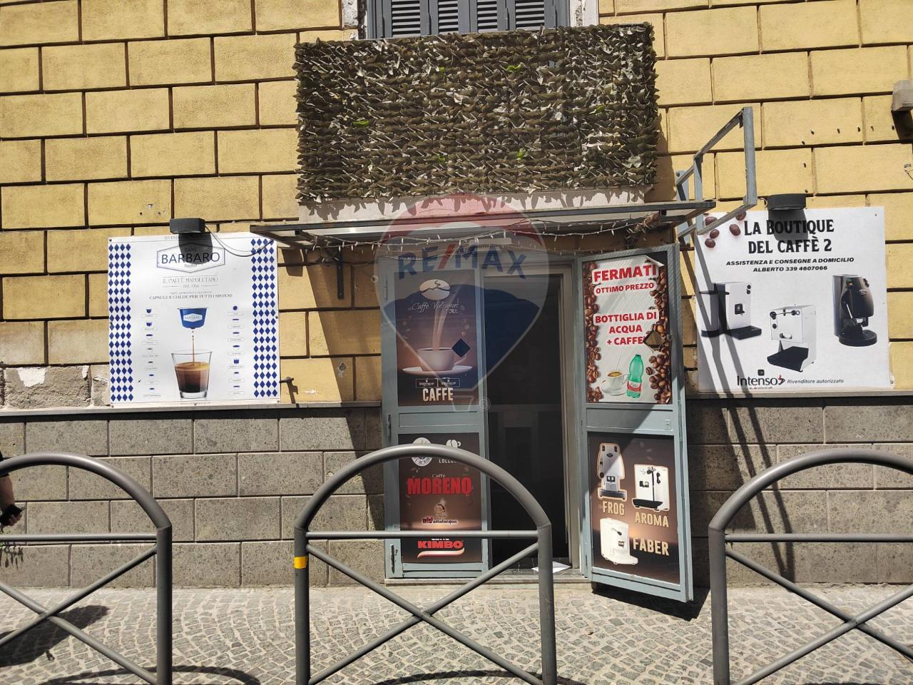 Negozio in vendita a Casoria