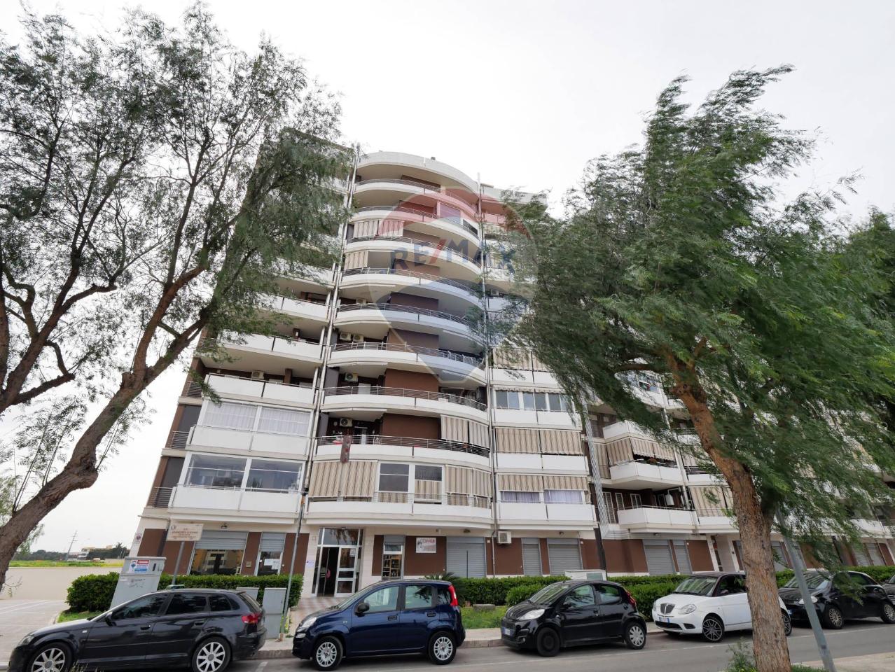 Trilocale in Via Eugenio Silvestri 2, Bari