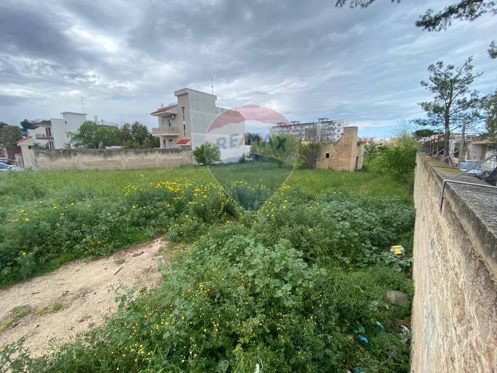 Terreno edificabile in Via Lamie Snc, Bari