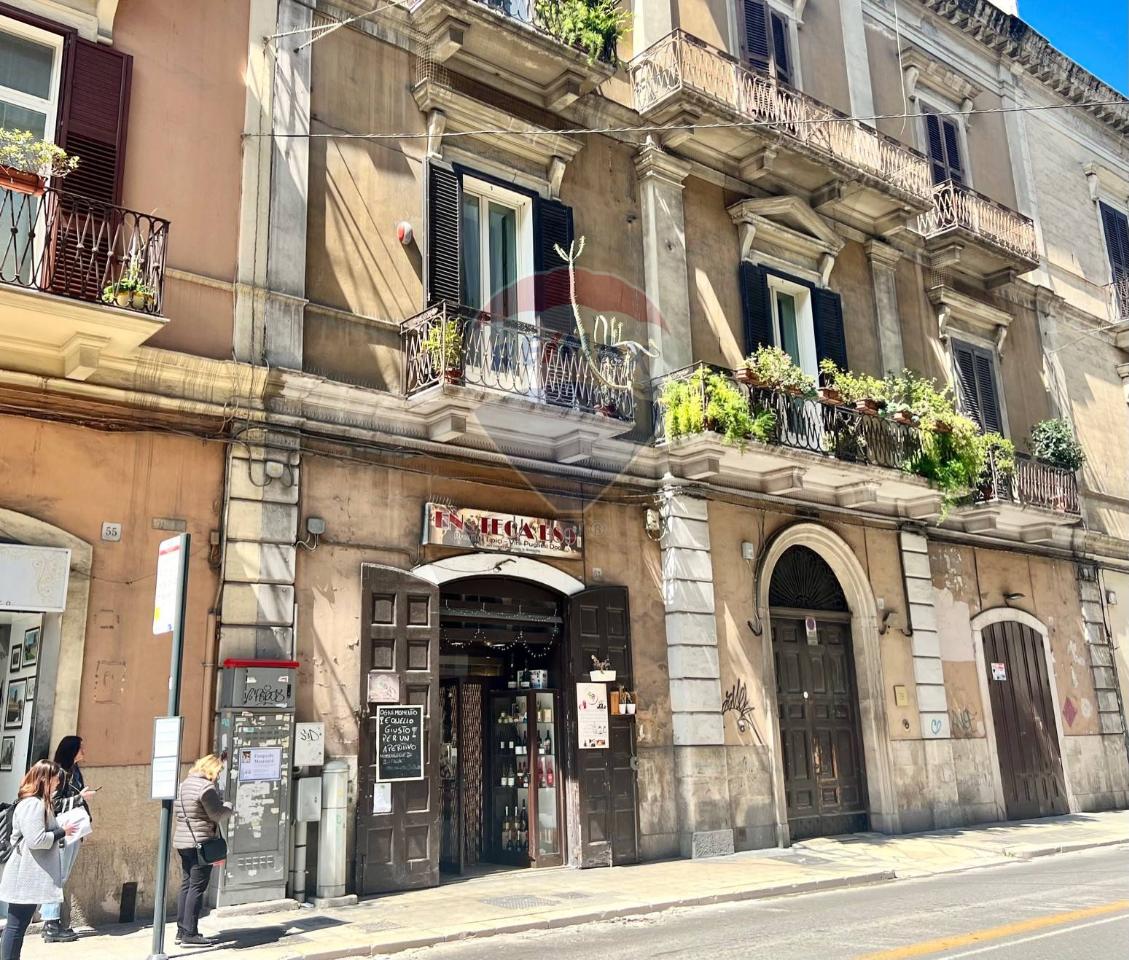 Negozio in affitto a Bari