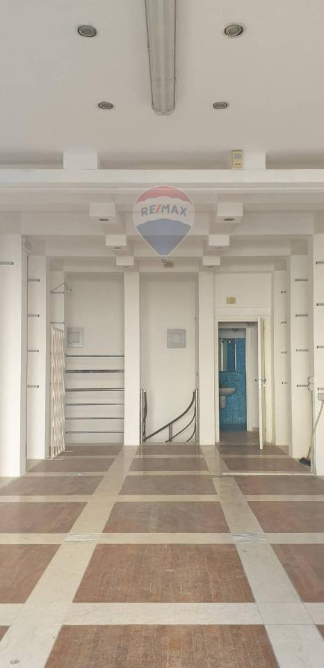 Negozio in vendita a Triggiano