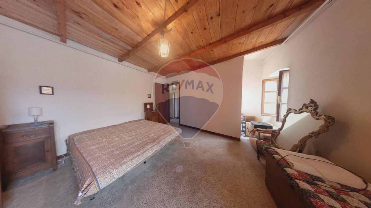 Casa indipendente in vendita a Fivizzano