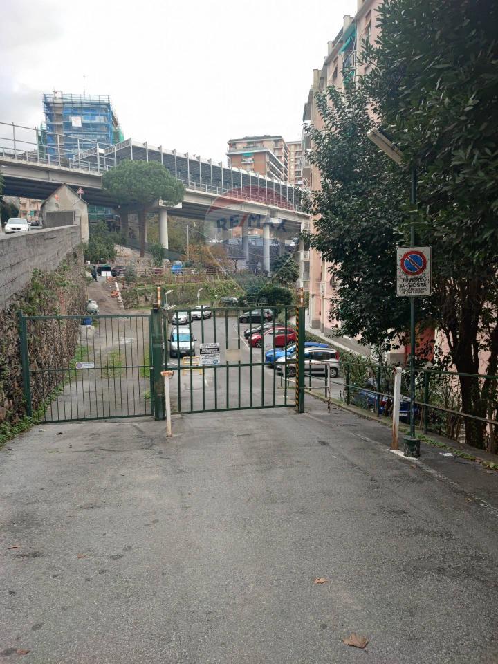 Box in vendita a Genova