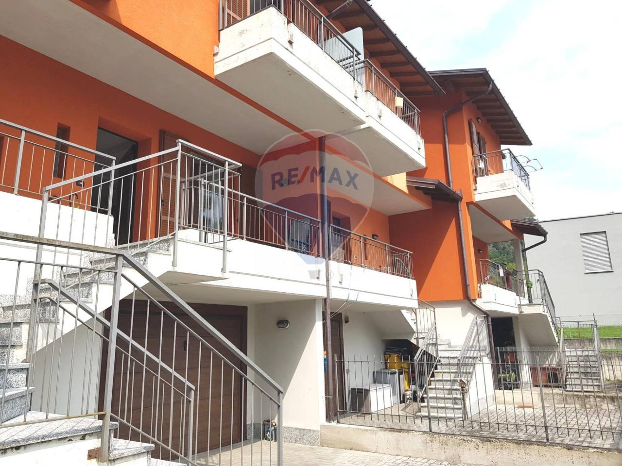 Villa a schiera in vendita a Brusimpiano