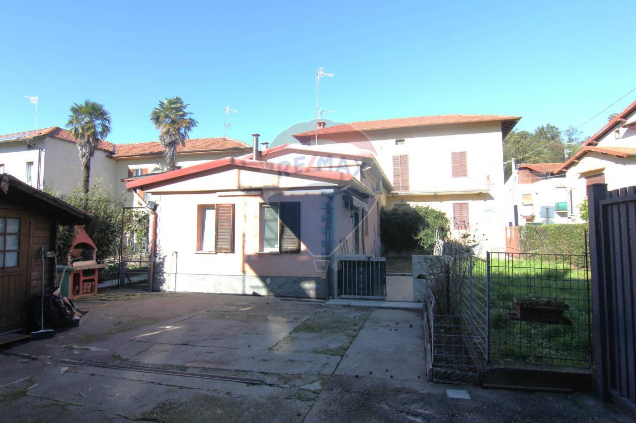 Appartamento in vendita a Leggiuno