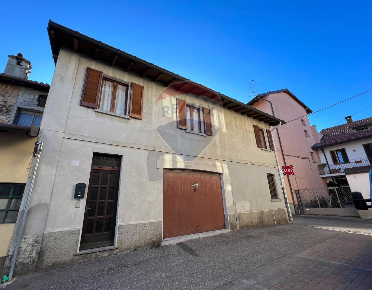 Appartamento in vendita a Gazzada Schianno