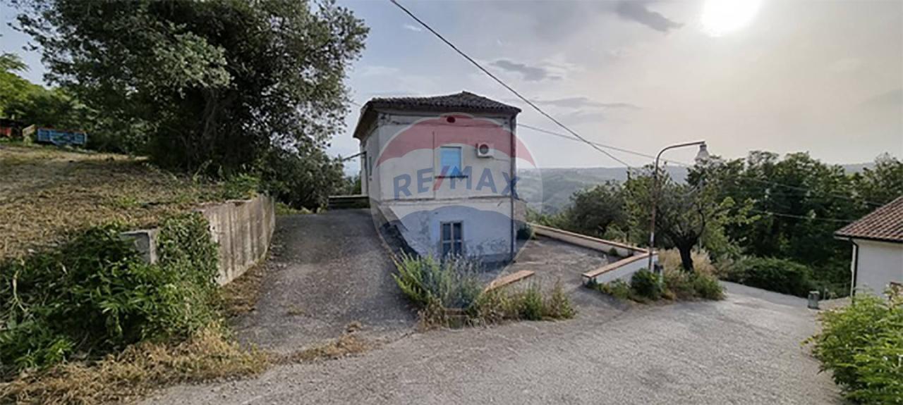 Casa indipendente in vendita a San Vito Chietino