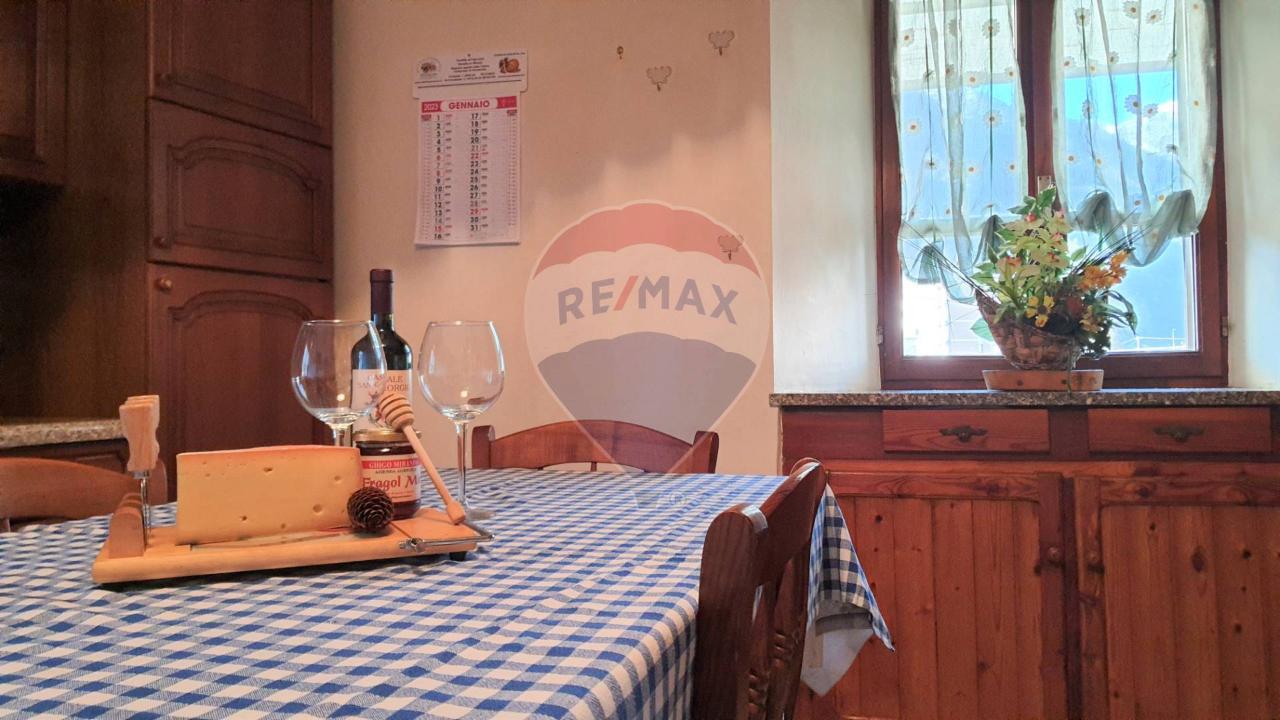 Casa indipendente in vendita a Pont Saint Martin