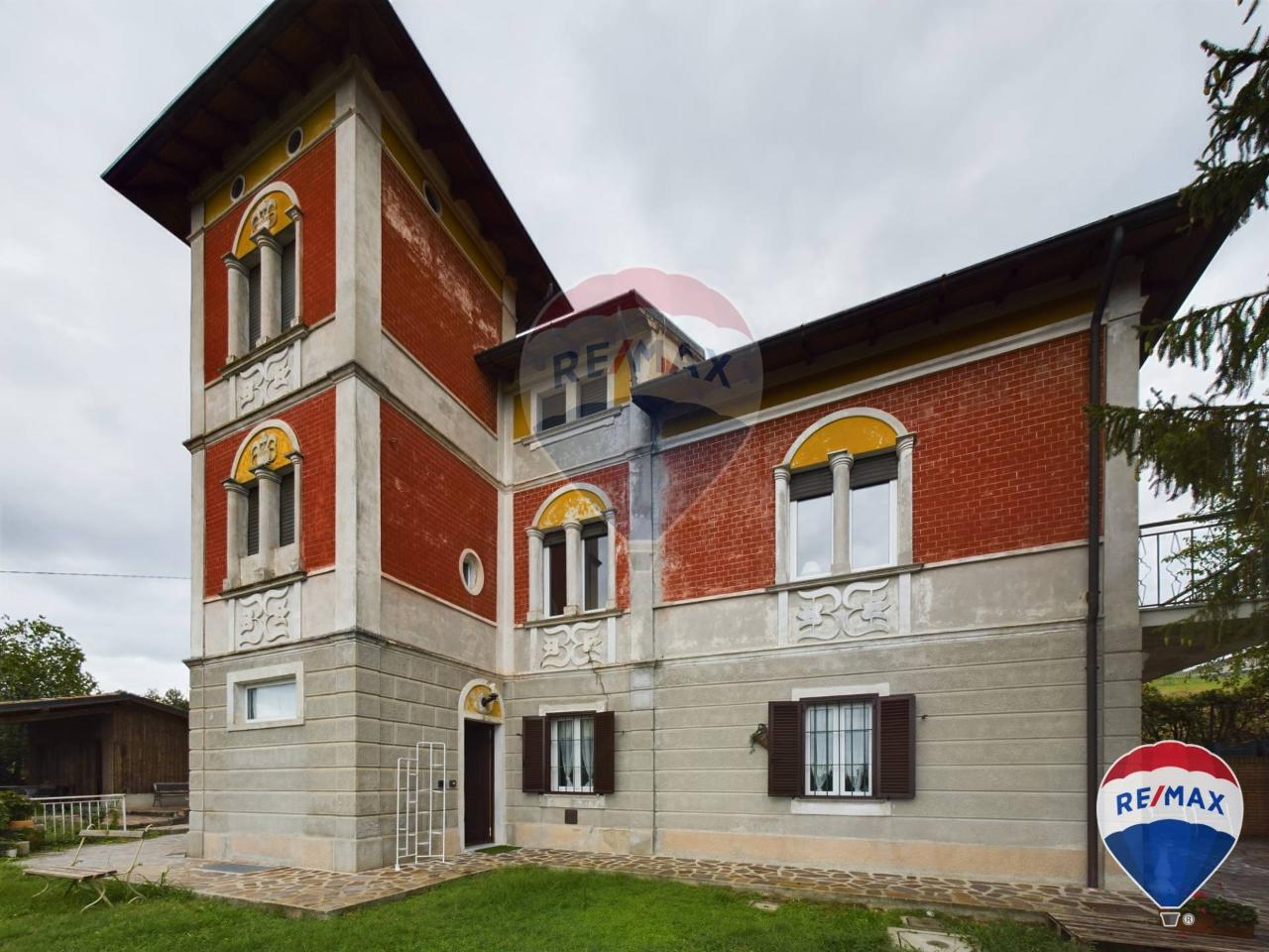 Villa in vendita a Casteggio