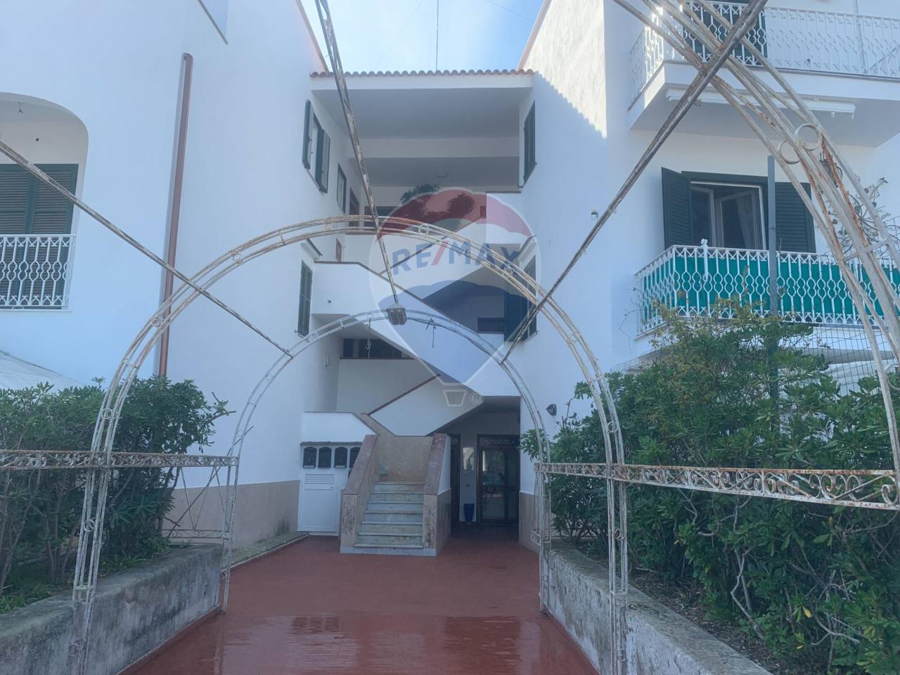 Appartamento in vendita a Ischia