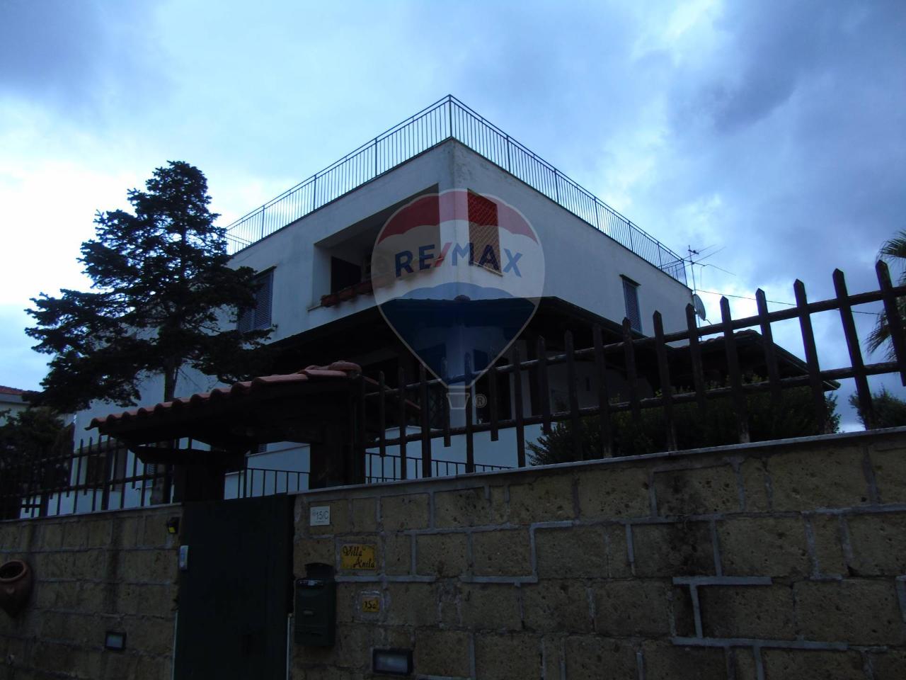 Appartamento in vendita a Giugliano In Campania