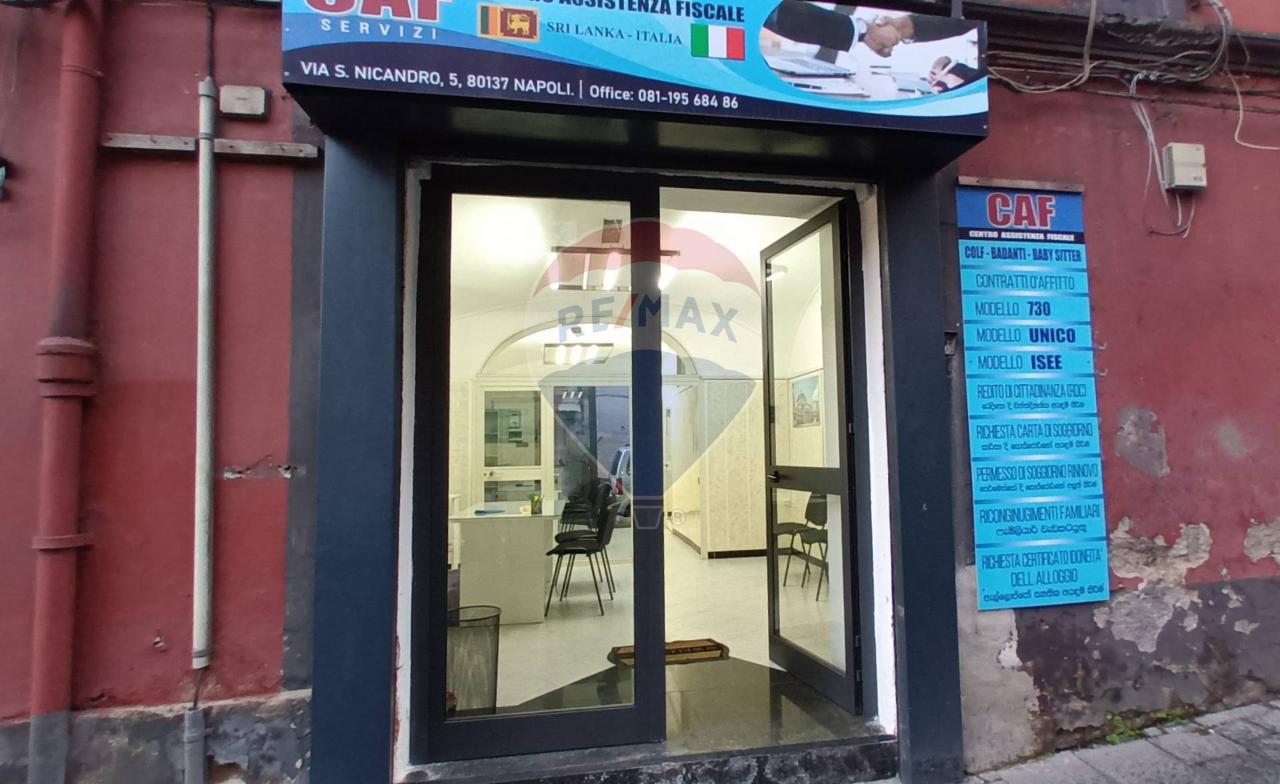 Appartamento in vendita a Napoli