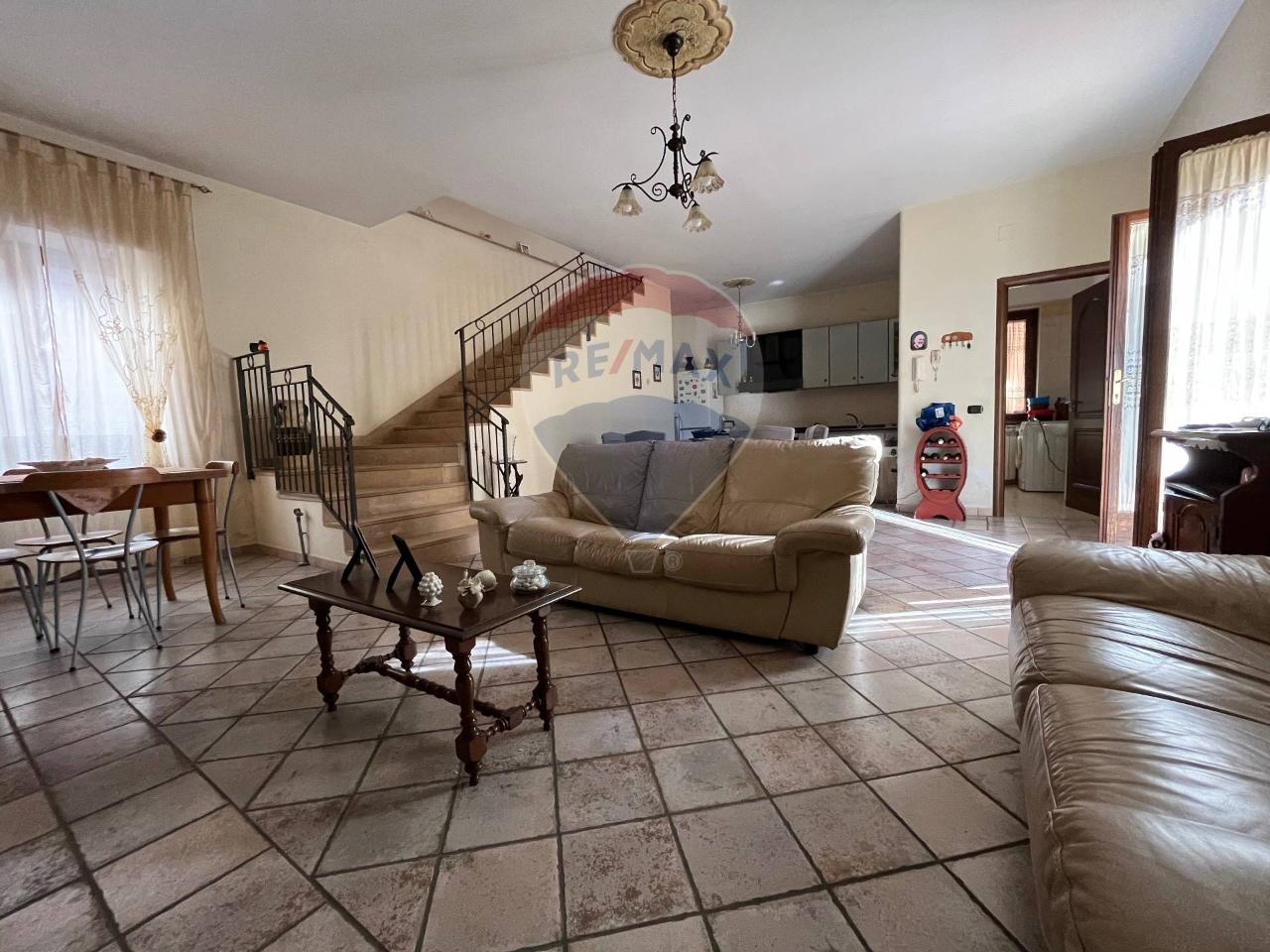 Casa indipendente in vendita a Trentola Ducenta