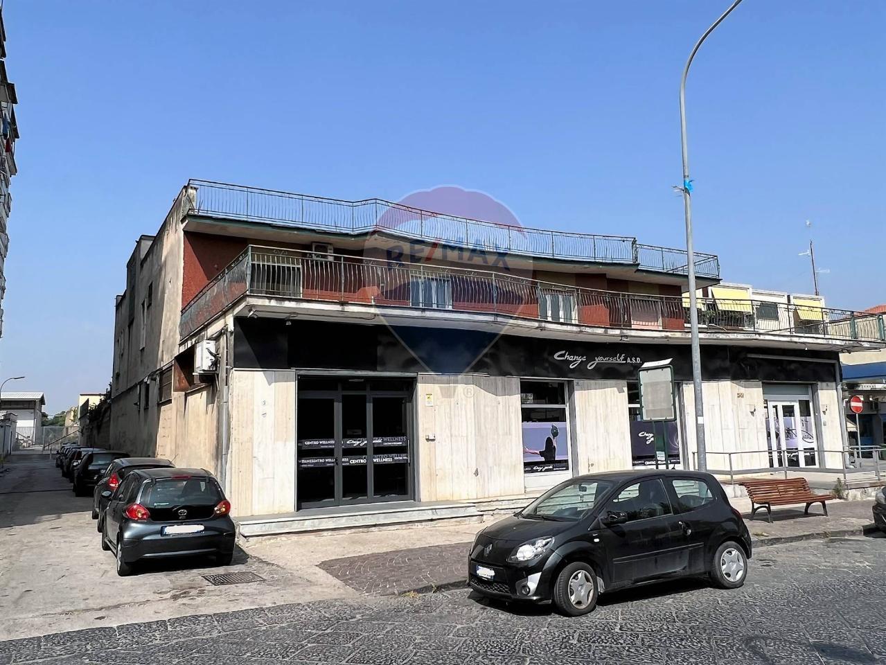 Negozio in vendita a Grumo Nevano