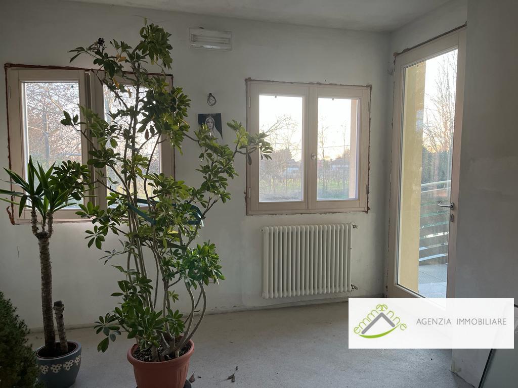 Ufficio in affitto a Fiesso D'Artico