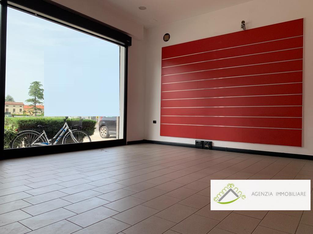 Negozio in affitto a Fiesso D'Artico