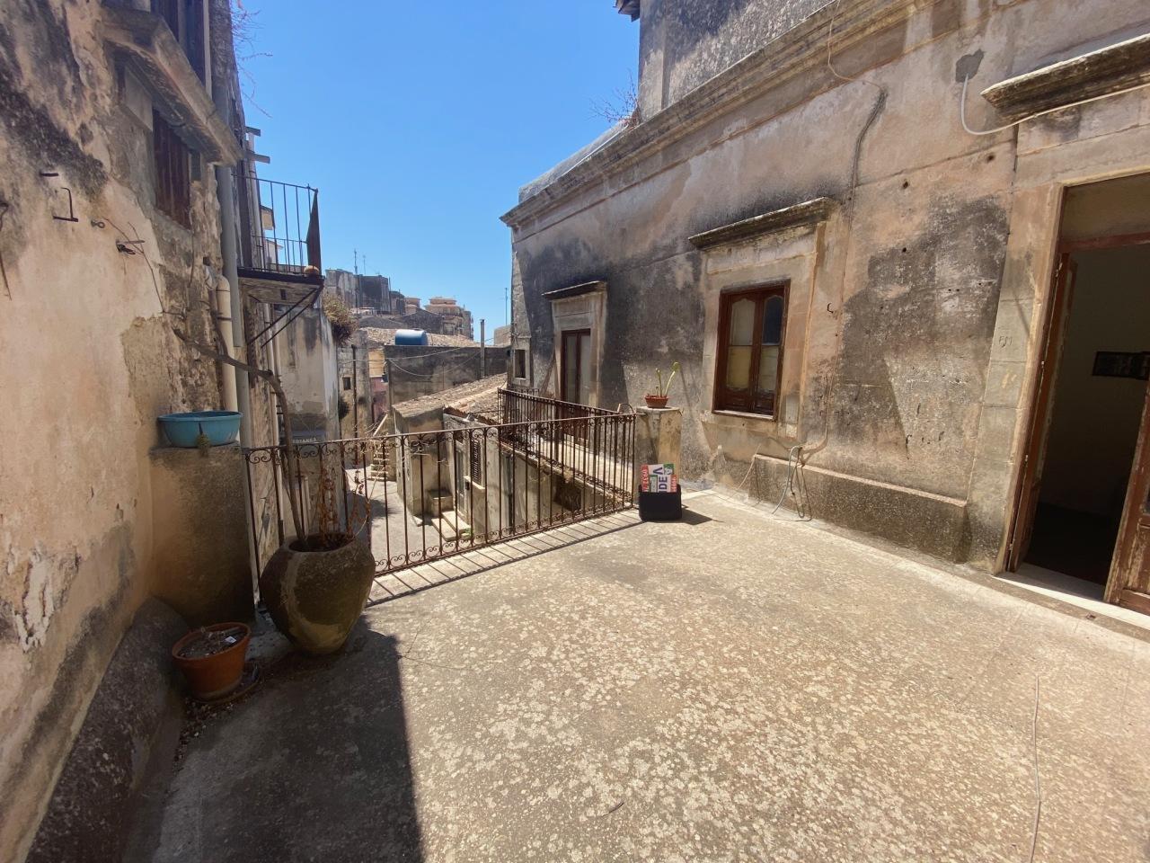 Casa indipendente in vendita a Modica