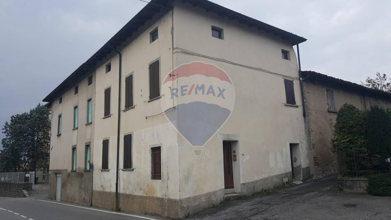 Rustico in vendita a Barzana