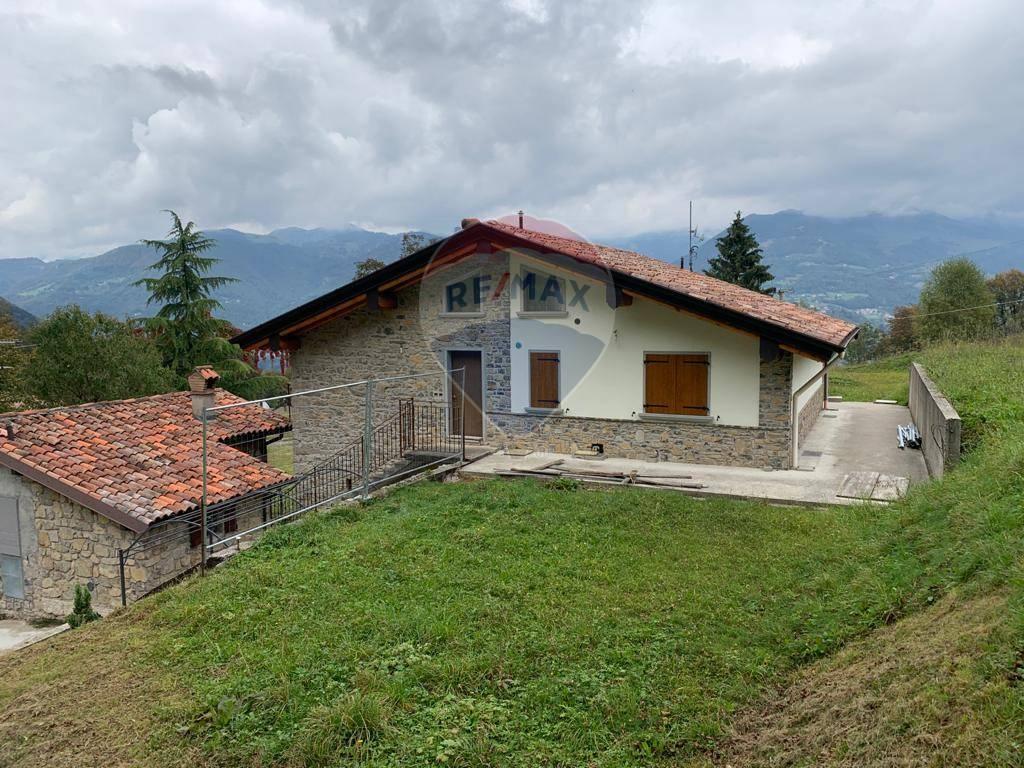 Casa indipendente in vendita a Taleggio