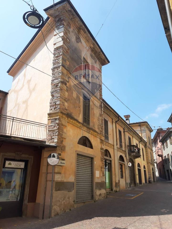 Rustico in vendita a Caprino Bergamasco