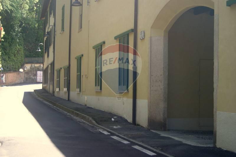 Rustico in vendita a Monticello Brianza