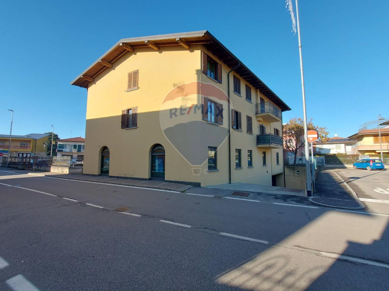 Box in vendita a Bonate Sotto