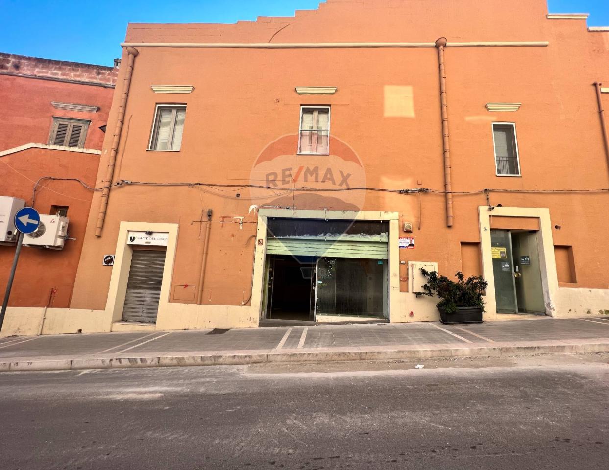 Negozio in vendita a Matera