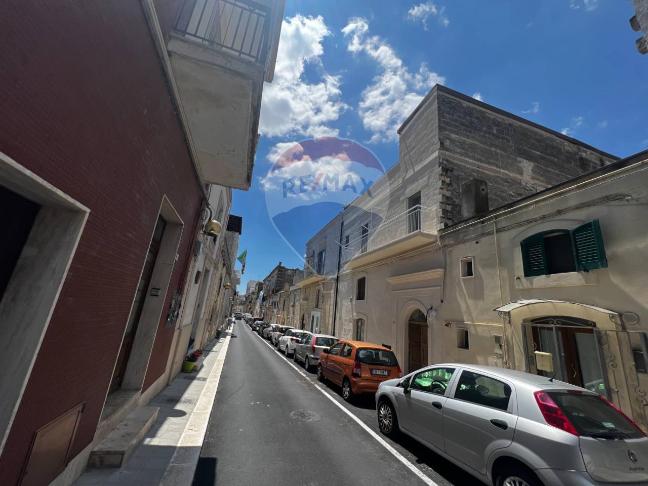 Negozio in vendita a Matera