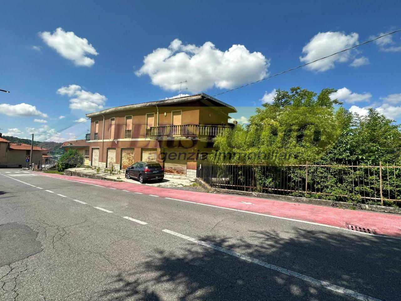 Villa in vendita a Brivio