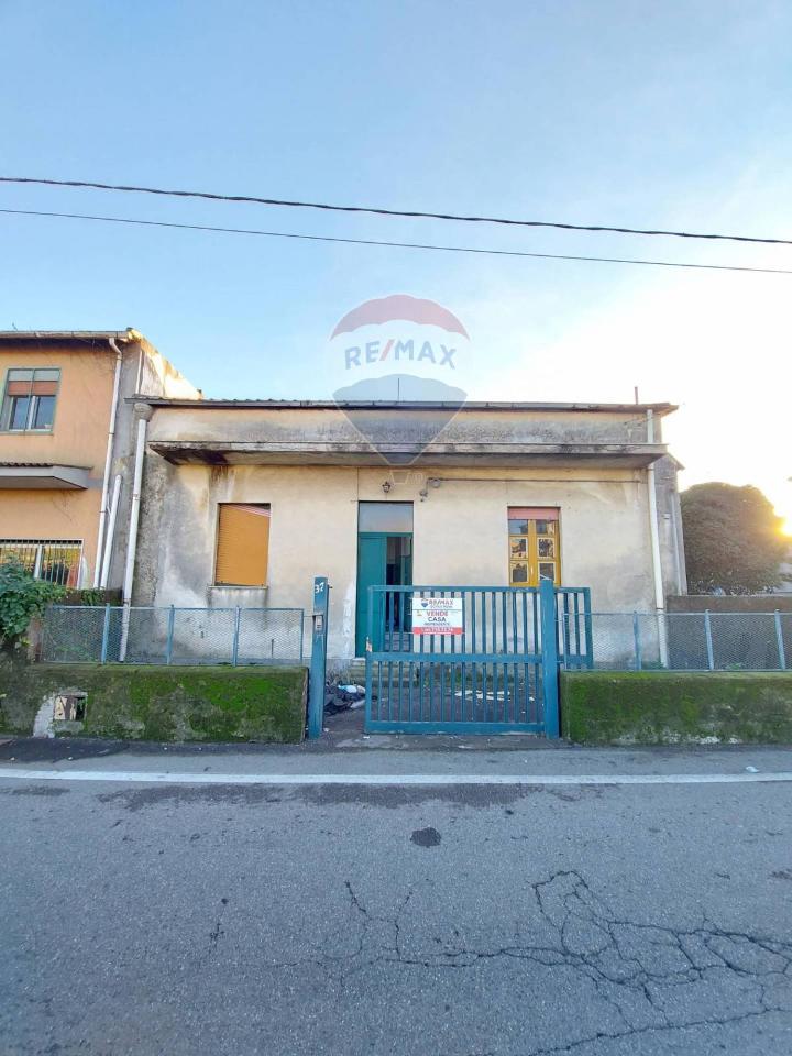Casa indipendente in vendita a Catania