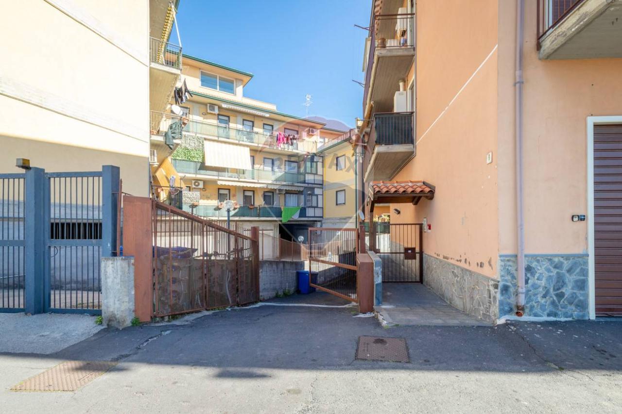 Appartamento in vendita a Camporotondo Etneo